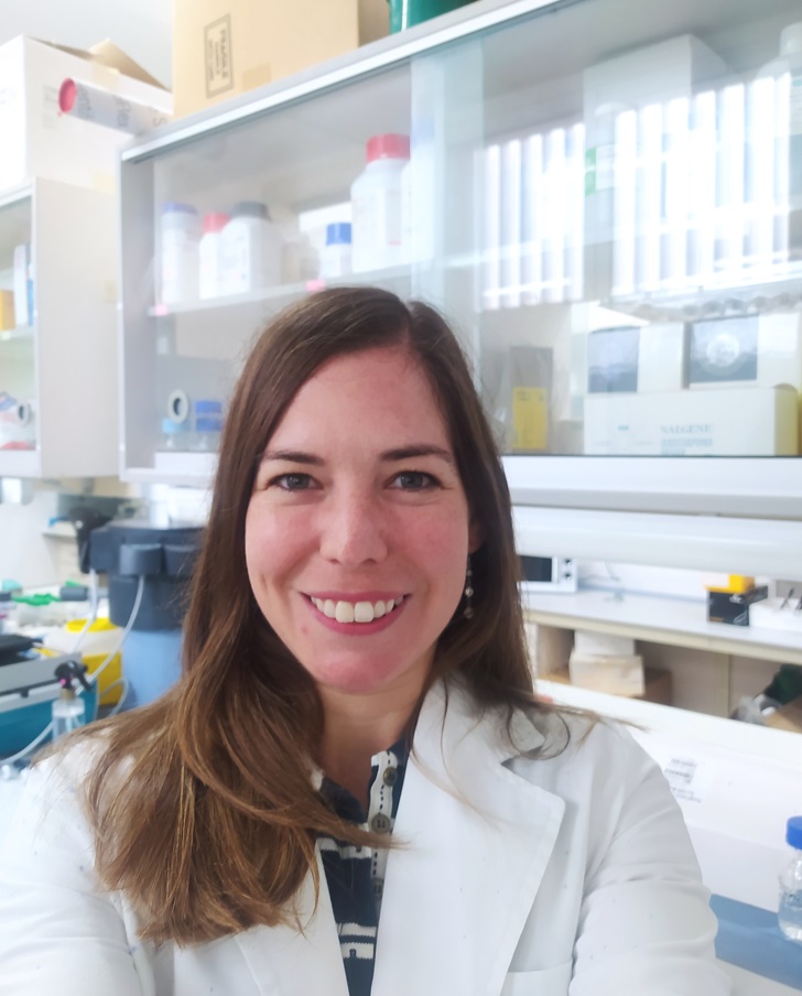 Laura Andrea Charola Ramos