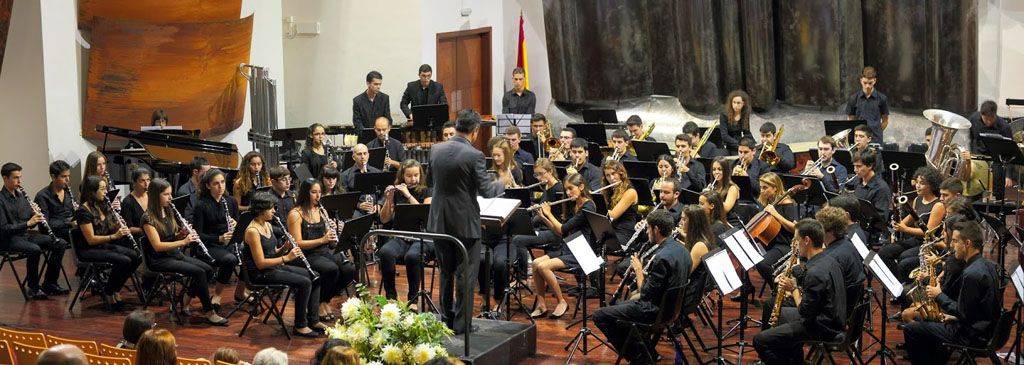 Solistas de la Banda Sinfónica del Conservatorio de Santa Cruz de ...