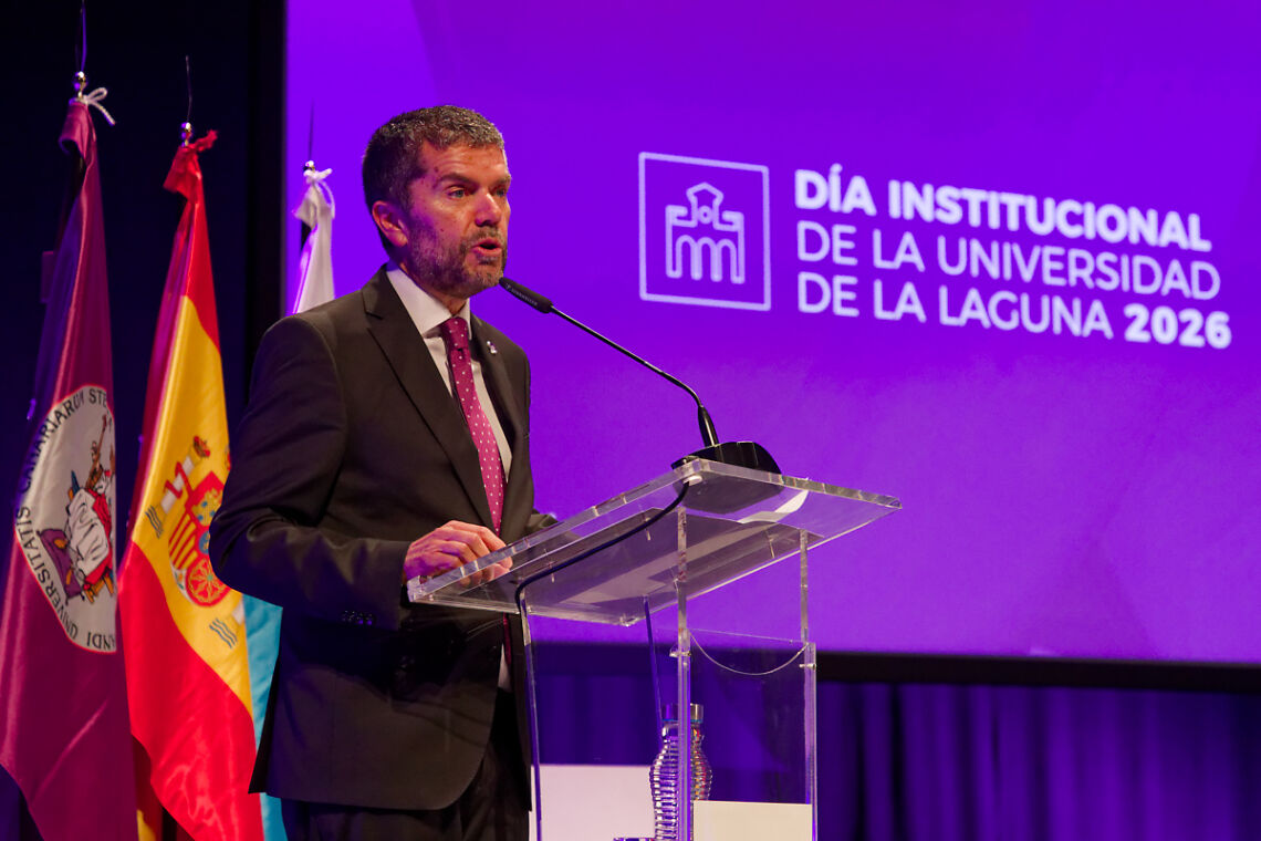 El rector exalta los valores universitarios en la era de la posverdad